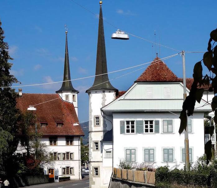 Umzugsreinigung in Reinach – Günstige Reinigungsfirmen finden | MOVU